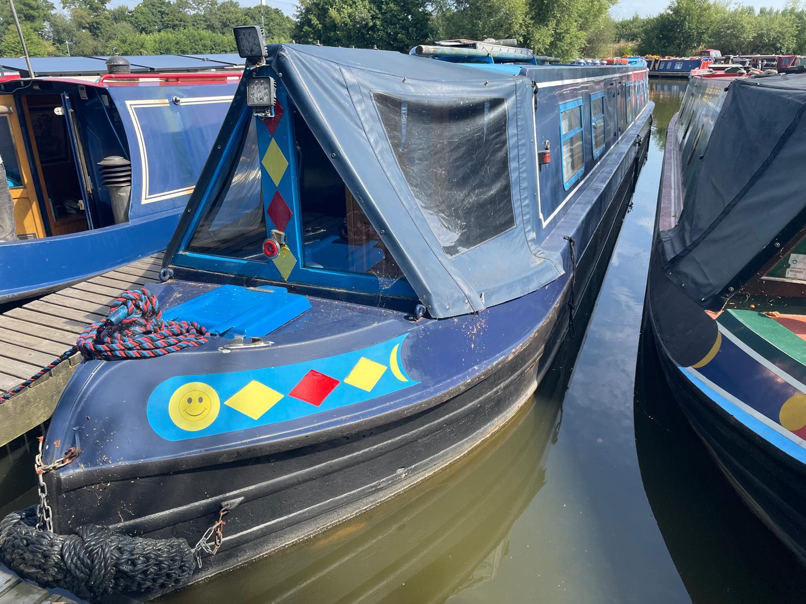 Two Hoots - 62ft x 6ft, 1in Narrowboat for sale | Aquavista